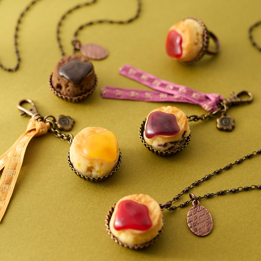 Chocolate Scone With Chocolate Syrup Bag Charm【Japan Jewelry】 – Japan ...